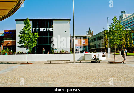 The Dickens Inn Southfield Road, Middlesbrough, Teesside Stock Photo ...