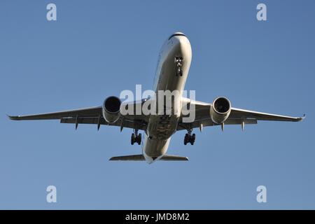 AIRBUS A350-1000 ON TEST FLIGHT Stock Photo - Alamy