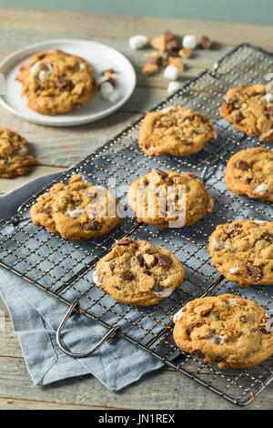 Chocolate graham crackers Stock Photo - Alamy