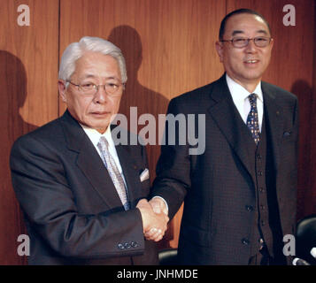 TOKYO, Japan - Marubeni Corp. President Teruo Asada (L) and Senior ...