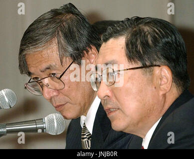 TOKYO, Japan - Yamanouchi Pharmaceutical Co. President Toichi Takenaka ...