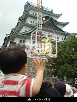 Golden Shachihoko at Nagoya Castle in Nagoya Japan Stock Photo - Alamy