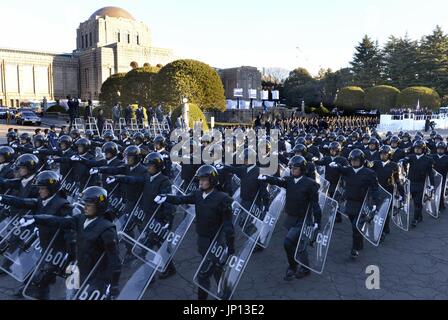 police riot training exercise by the metropolitan police Stock Photo ...