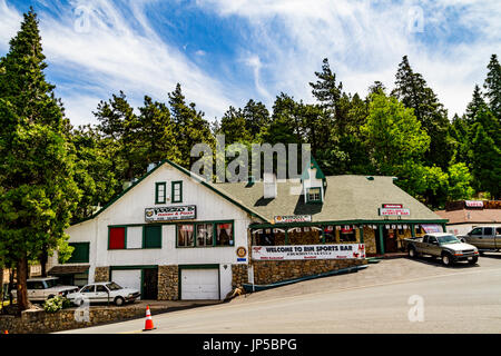 Downtown Crestline California a year round recreation destination Stock ...