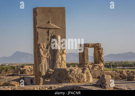 Ruins of the Hadish Palace, Persepolis, UNESCO World Heritage Site ...