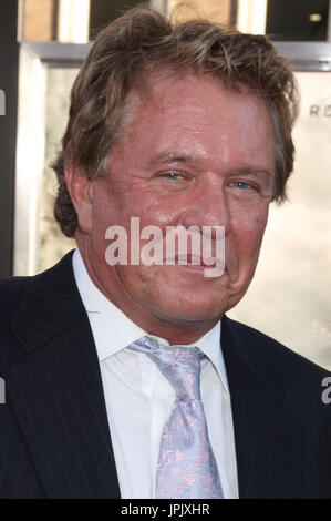 TOM BERENGER INCEPTION LOS ANGELES PREMIERE LOS ANGELES CALIFORNIA USA ...