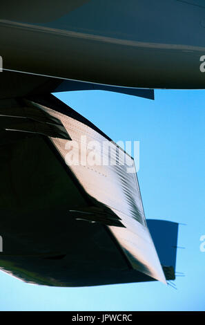 flight controls surfaces airplane wing spoiler Stock Photo - Alamy