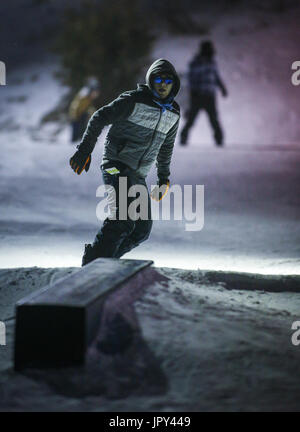 Andalusia, Iowa, USA. 4th Jan, 2017. Noah Youngberg of Bettendorf ...