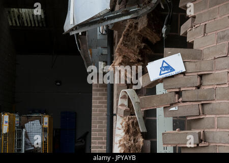 Hatton, Derbyshire, UK. 3rd August 2017. A second local cash-point ATM ...