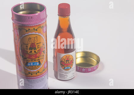 Po Sum On Medicated Oil Stock Photo - Alamy