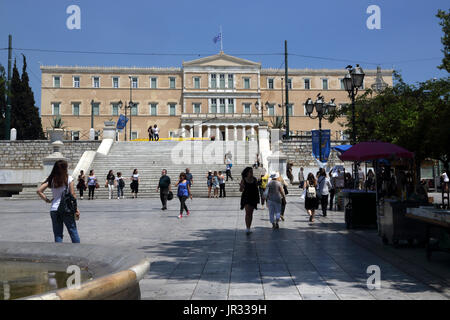 Evzones Vouli Parliament Building Syntagma Square Athens Greece Stock ...
