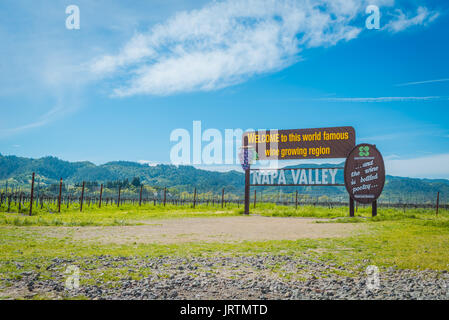 famous Napa Valley welcoming sign Stock Photo - Alamy