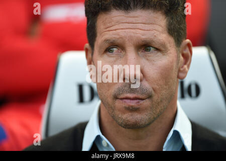 Atletico Madrid coach Diego Simone during the pre-season friendly at ...
