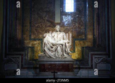 Pietà. Museum: St. Peter's Basilica, Vatican Stock Photo - Alamy