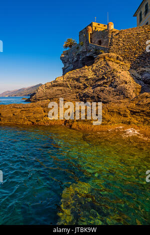 Italy Liguria Camogli - the castle Dragonara Stock Photo - Alamy