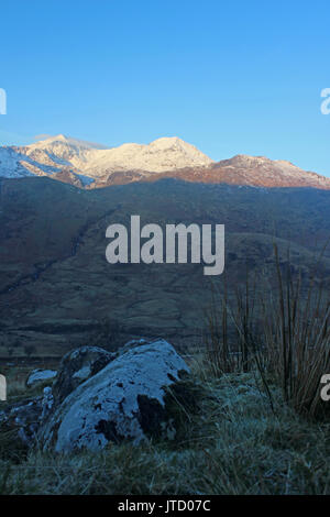 Snowdon Sun rise Stock Photo - Alamy