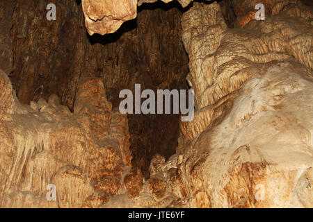 A flowstone formation or cave formation of calcium carbonate in Jewel ...