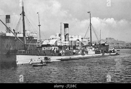 U-35 rafted up on Roma Stock Photo - Alamy
