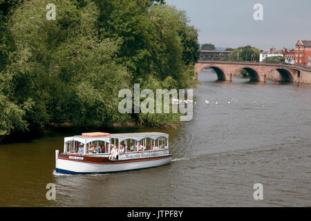“The Earl” cruise boat on the river Severn in Worcester Stock Photo - Alamy