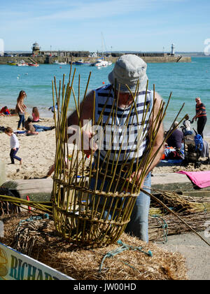 Cornish withy crab pot maker Richard Ede demonstrating his craft at St ...