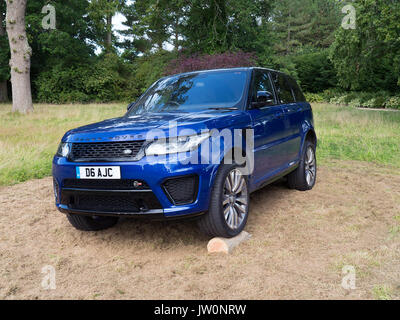 BLUE RANGE ROVER SPORT SVR Stock Photo - Alamy