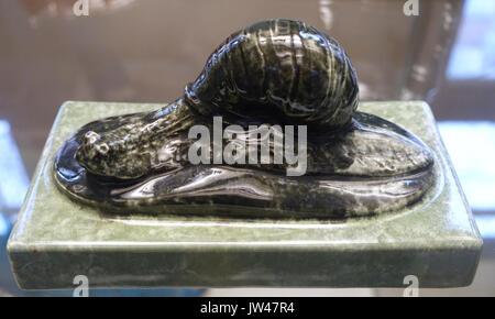 Snail, Laura Heckmann, Kunstgewerbeschule Stuttgart, c 1925 Keramik ...