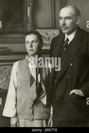 Lopokova and Keynes 1920s Stock Photo - Alamy