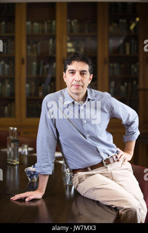 Valter D. Longo, Italian-American biogerontologist and cell biologist ...