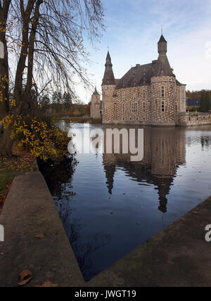 16th century Château de Jehay / Jehay Castle / Jehay-Bodegnée Castle at ...