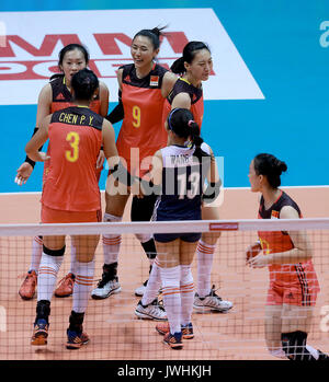 Laguna, Philippines. 13th Aug, 2017. Liu Mengya (top) of China competes ...