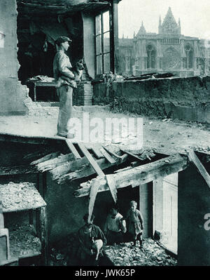 WW1 World War I photo - Reims Cathedral in ruins, France Stock Photo ...