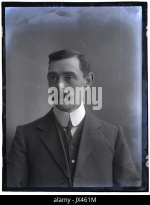 F Beeson, 1 Dec 1910 (16581563975 Stock Photo - Alamy
