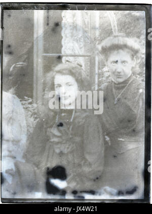 The DKW 23318 Gosling L is a vintage automobile, showcasing the ...