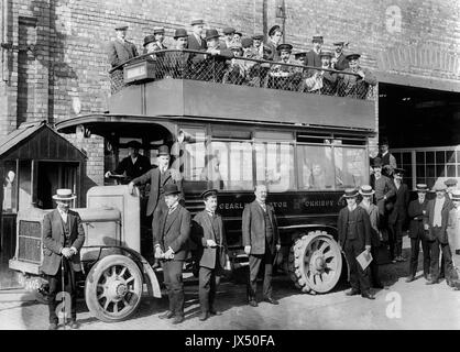 Edwardian Fashion - 1906 Stock Photo - Alamy