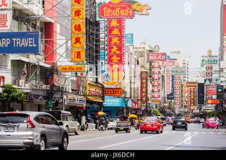 Chinese signs Yaowarat Road Chinatown Bangkok Thailand Stock Photo - Alamy
