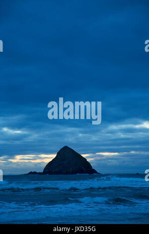 Three Arch Rocks dusk, Oceanside State Park, Oregon Stock Photo - Alamy