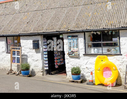 Gift Shop, The Lizard Village, Lizard Peninsula, Cornwall, England, UK ...