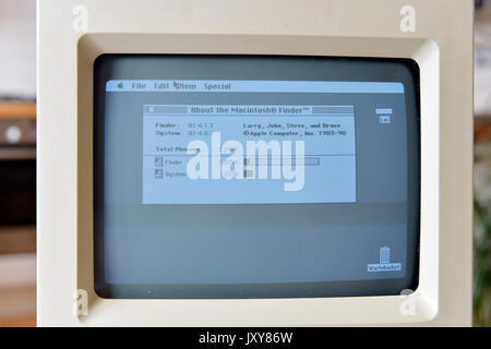Apple Macintosh Classic Computer circa 1990 Stock Photo - Alamy