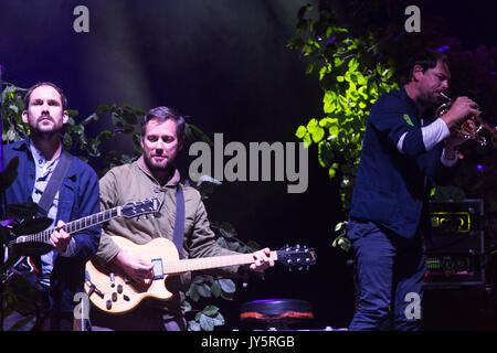 Martin Noble and Jan Scott Wilkinson of BRITISH SEA POWER play on the ...