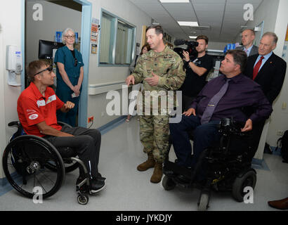 Former Team Canada Invictus Games athlete Patrick Levis speaks with ...