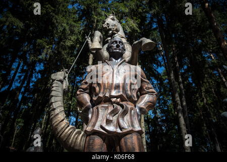 A statue of Vladimir Putin in the Zurab Tsereteli Art Gallery Stock ...