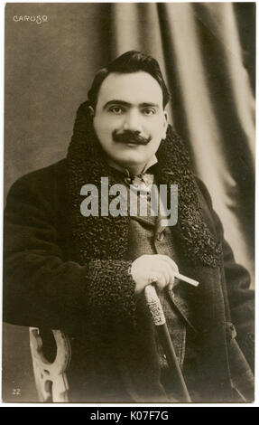 ENRICO CARUSO (1873-1921) Italian operatic tenor with his family about ...