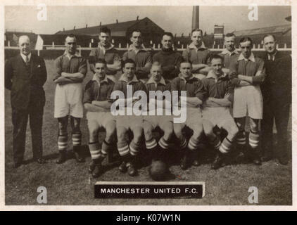 Manchester United team group (l-r): Duncan Edwards, Eddie Colman, Mark ...