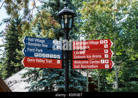 Ski resort trail signs Stock Photo - Alamy