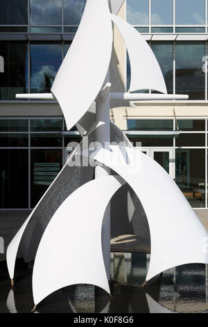 Points of View Sculpture, Waterloo House, Hamilton, Pembroke Parish ...