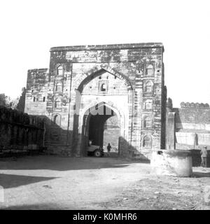 Atala mosque, Jaunpur, India Stock Photo - Alamy