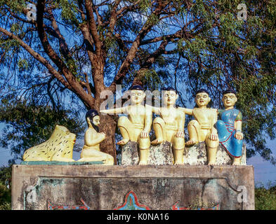 Sant Dnyaneshwar statue ; Jnaneshwar ; Jnanadeva ; Dnyandev ; Mauli ...