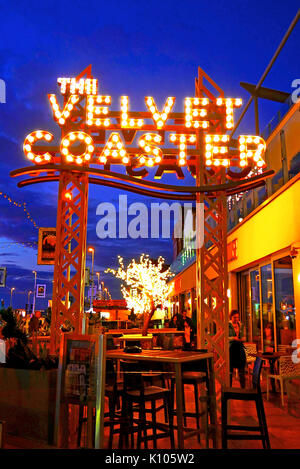 Wetherspoons Velvet Coaster pub on Blackpool Promenade Stock Photo - Alamy