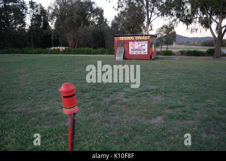 Aboriginal Tent Embassy, Canberra 004 Stock Photo - Alamy