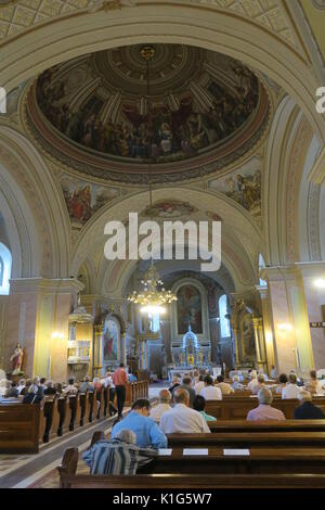 Nice and well decorated interior of church Stock Photo - Alamy